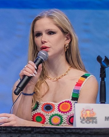 Erin Moriarty Bio Age Height Weight Measurements Best Movies TV Shows