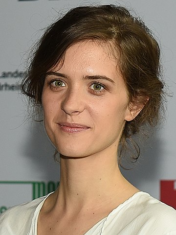 Liv Lisa Fries Bio Age Height Weight Measurements Best Movies TV Shows